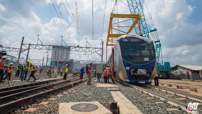 Mengintip Interior Stasiun MRT Senayan Jakarta yang Hampir Rampung Mengintip Interior Stasiun MRT Senayan Jakarta yang Hampir Rampung
